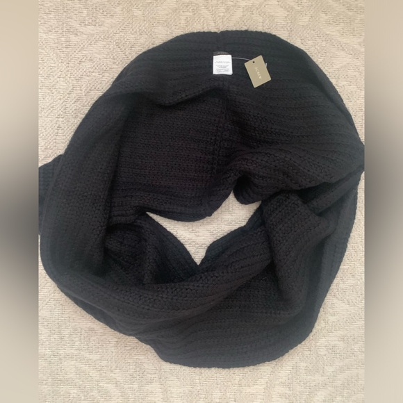 J. Crew | Accessories | Jcrew Chunky Cable Infinity Scarf | Poshmark